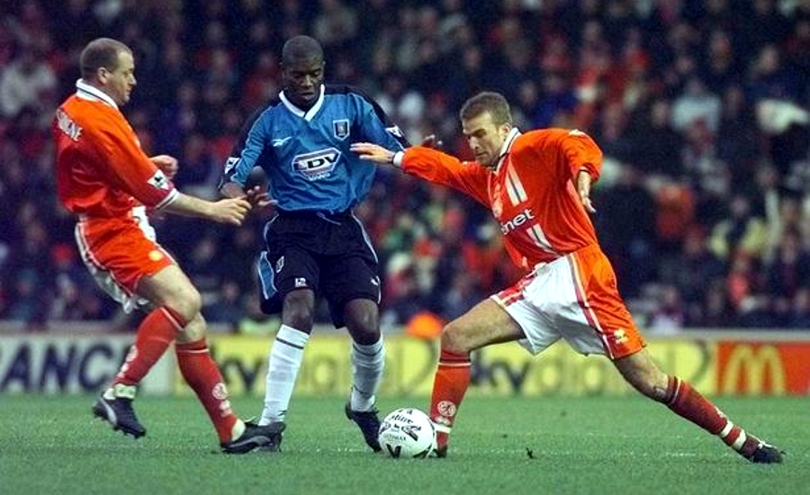 In2views: Neil Maddison – Diasboro